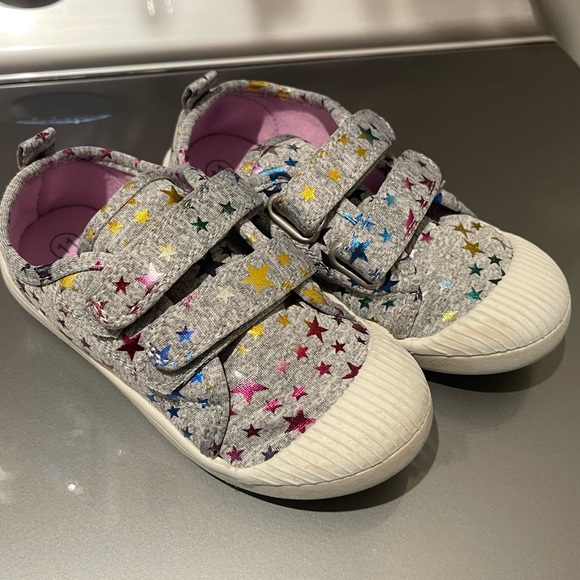 Shoes | Little Girls Velcro Sneaker | Poshmark